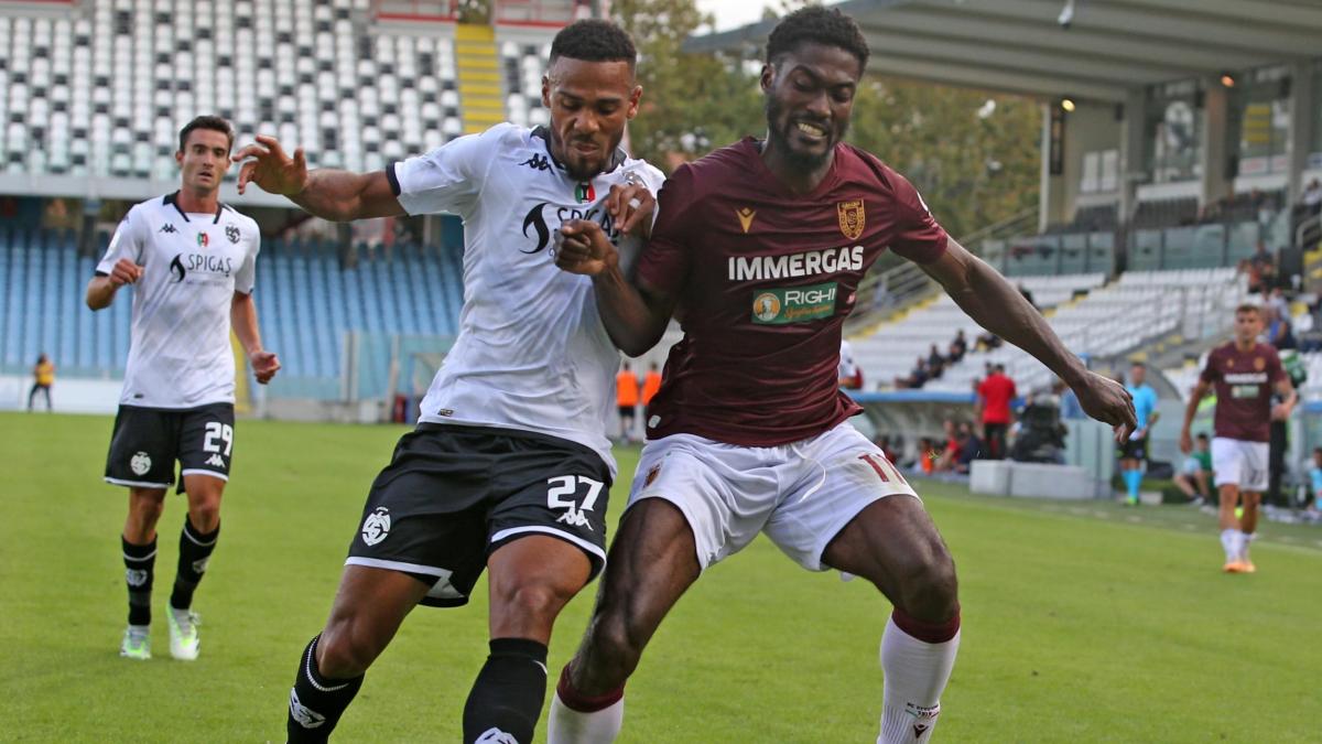 Serie B Le Pagelle Della Gazzetta Che Como Bari Col Freno Tirato