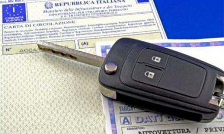 Libretto circolazione auto: legenda, come leggere codici e sigle ...