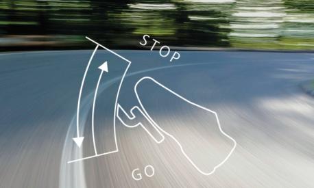 One pedal driving: cos’è e come funziona la guida a un solo pedale ...