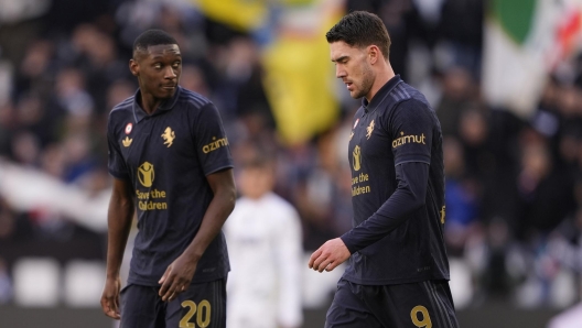 Vlahovic Leaves Juventus; Kolo Muani Next Target, But Spalletti Needs ...