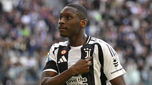 Vlahovic Leaves Juventus; Kolo Muani Next Target, But Spalletti Needs ...