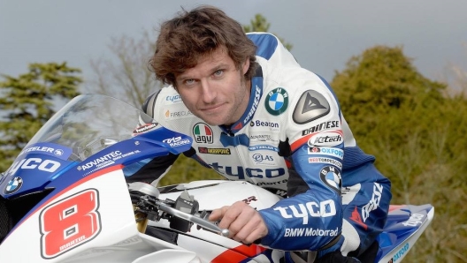 Guy Martin senza patente per 6 mesi: cosa è successo all’ex star del TT ...