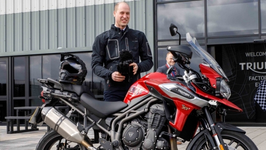 Principe William, la confessione: “Guido ancora le moto” nonostante la ...