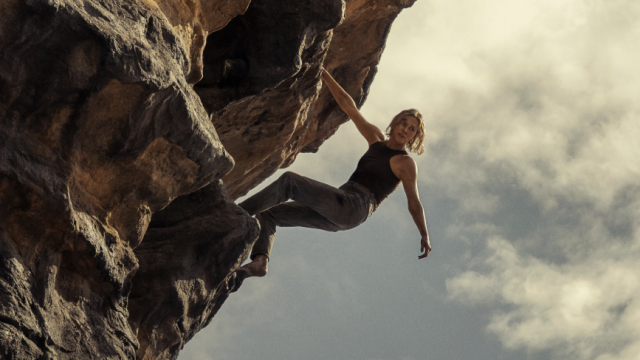 Apex, su Netflix il nuovo film con Charlize Theron e Taron Egerton ...