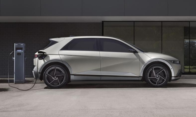 Nuova Hyundai Ioniq 5 2024: caratteristiche, interni, batteria, autonomia e uscita | Gazzetta.it