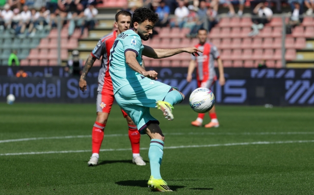 Cremonese-Bologna 1-2: gol di Joao Mario, Rowe, Bonazzoli | Gazzetta.it