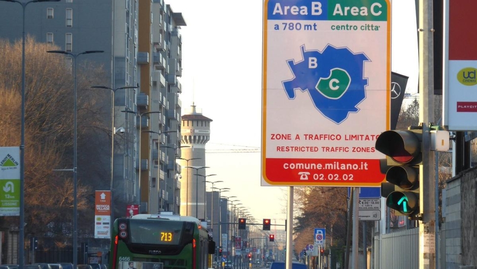 Ztl Milano, Area B e C: mappa, orari e regole. Tutto quello che c’è da ...