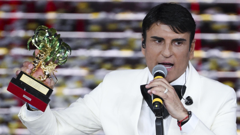 Sal Da Vinci Sanremo 2026: moglie, figli, successi e curiosità ...