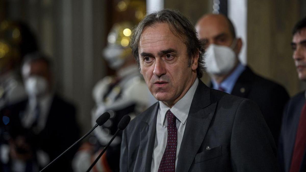 Angelo Bonelli, malore in aula alla Camera: cosa è successo e come sta ...