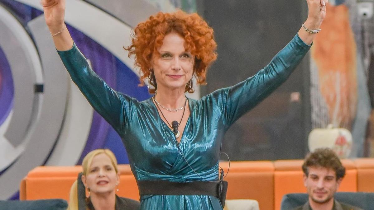 Beatrice Luzzi: marito, figli, età, lutto e rientro al GF | Gazzetta.it