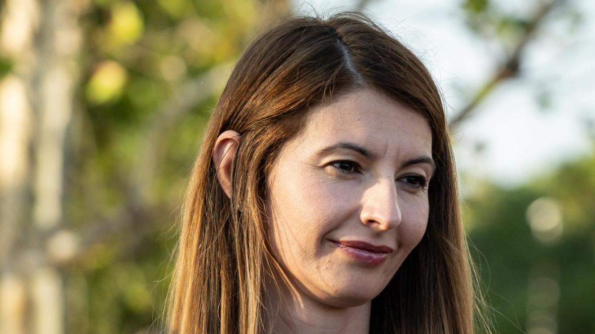 Roma sotto shock: la Ceo Lina Souloukou (e i due figli) messa sotto ...