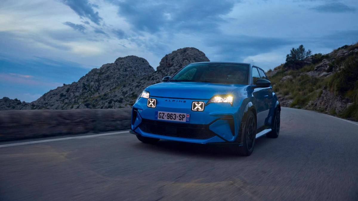 Alpine A290: prova su strada, prezzi, motore, autonomia ...