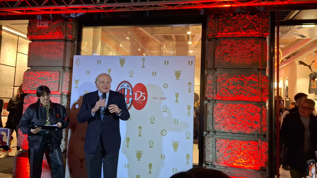 Scaroni: "Milan unica squadra di Milano". Che derby... | Gazzetta.it