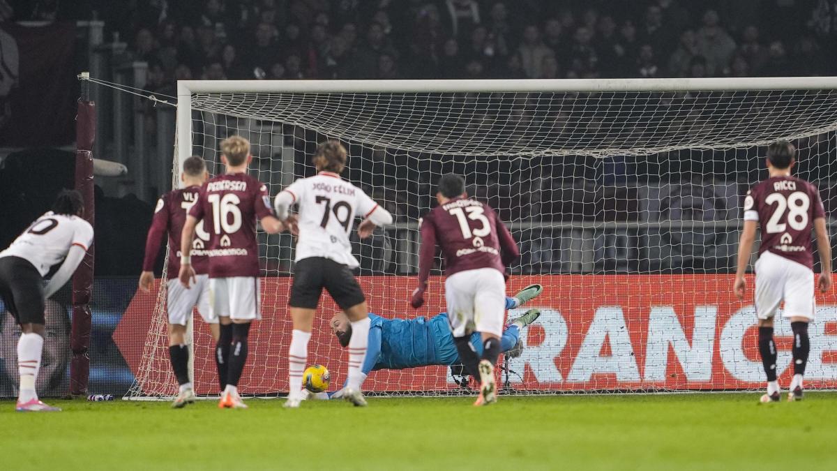 Torino-Milan 2-1: autogol di Thiaw, gol di Reijnders e Gineitis | Diretta Serie A | Gazzetta.it