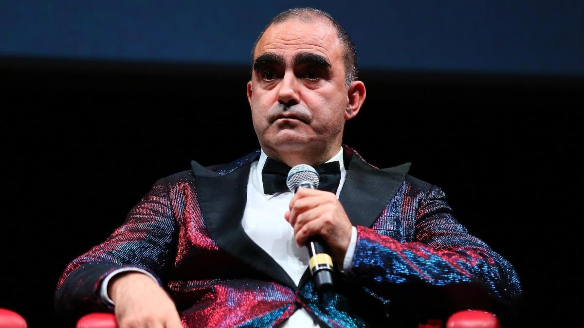 Elio parla della musica di oggi, del rap e di Olly a Sanremo con l ...