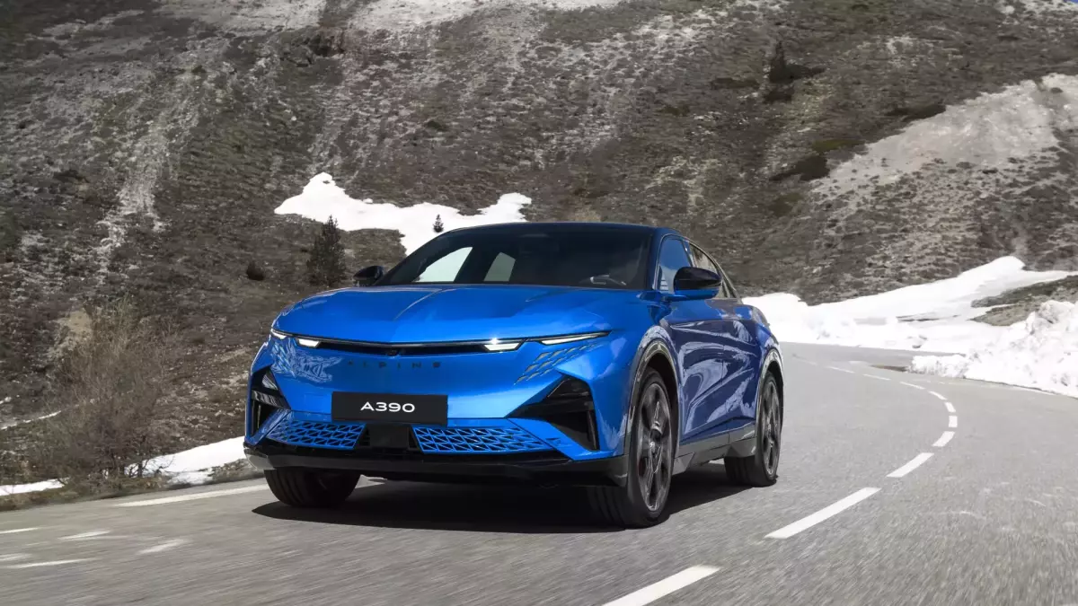 Alpine A390: caratteristiche, motori, batteria, autonomia, prezzo ...
