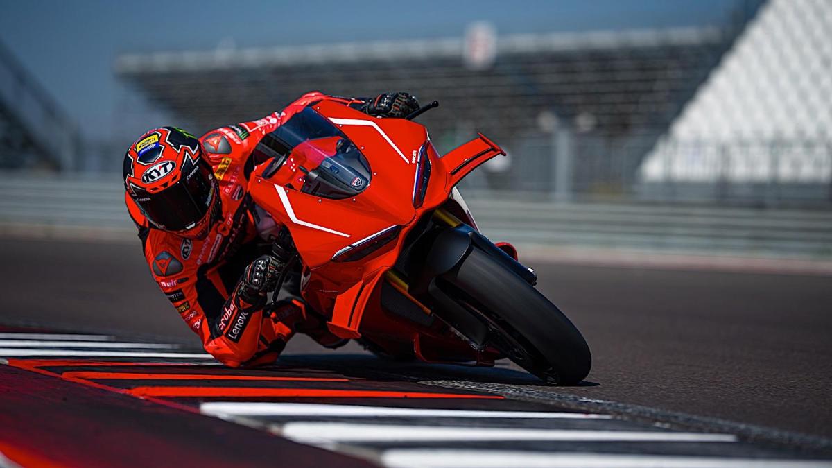 Nuova Ducati Panigale V4 R: nata dal mondo delle corse | Gazzetta.it