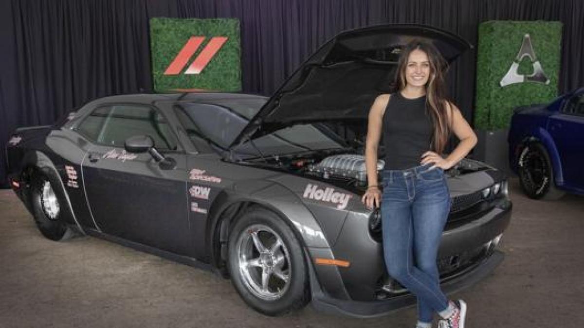 Dodge Challenger Srt, la muscle car di Alex Taylor per il drag racing ...