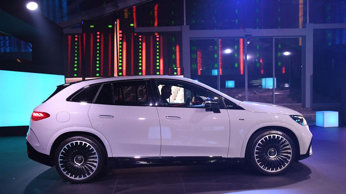 Mercedes Eqe Suv svelata a Parigi, Dati, autonomia, versioni | Gazzetta.it