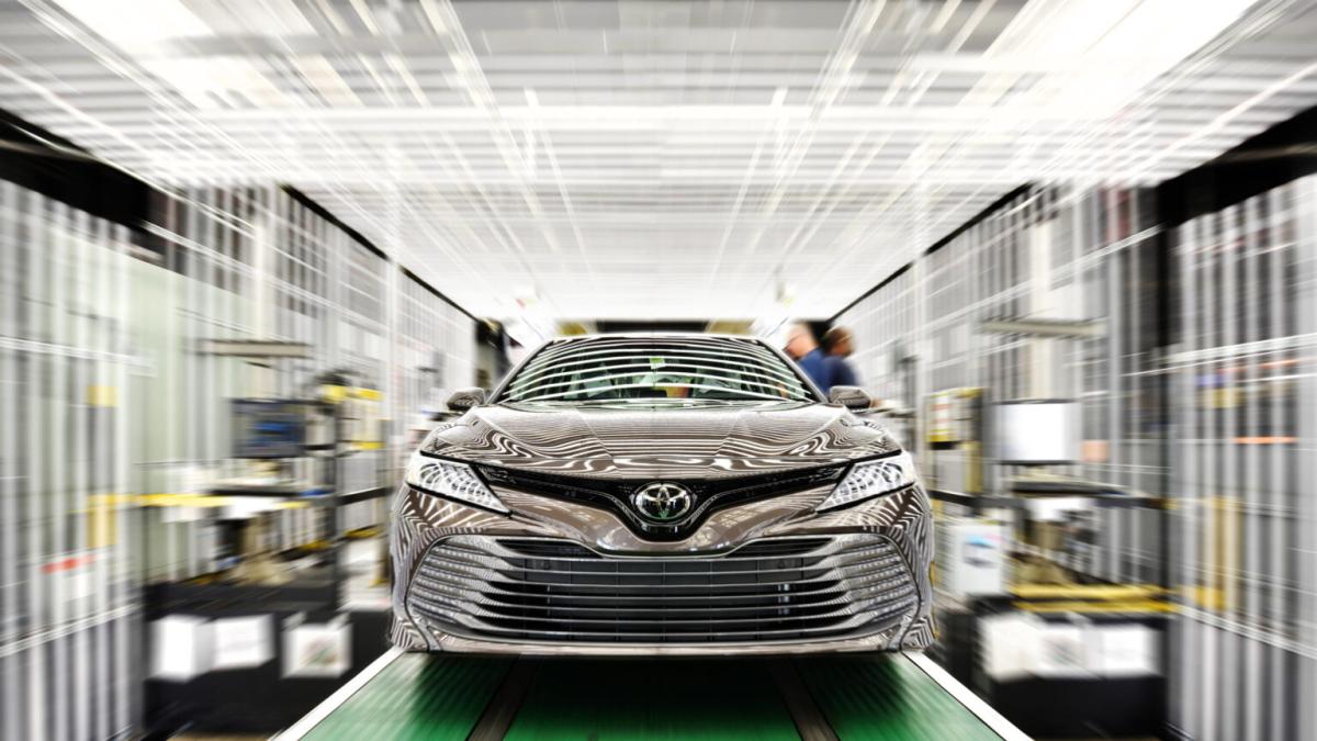 Migliori marchi del mondo: Toyota, Mercedes e Ferrari le migliori case ...