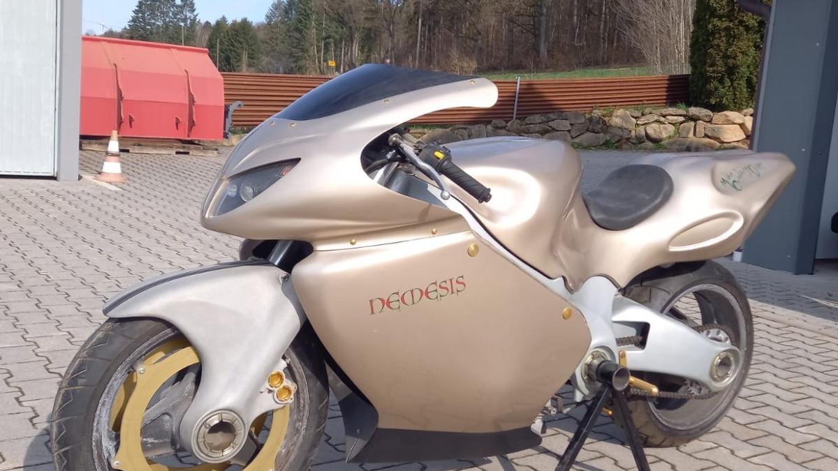 Norton Nemesis V8: storia, prezzo, dettagli e caratteristiche tecniche ...