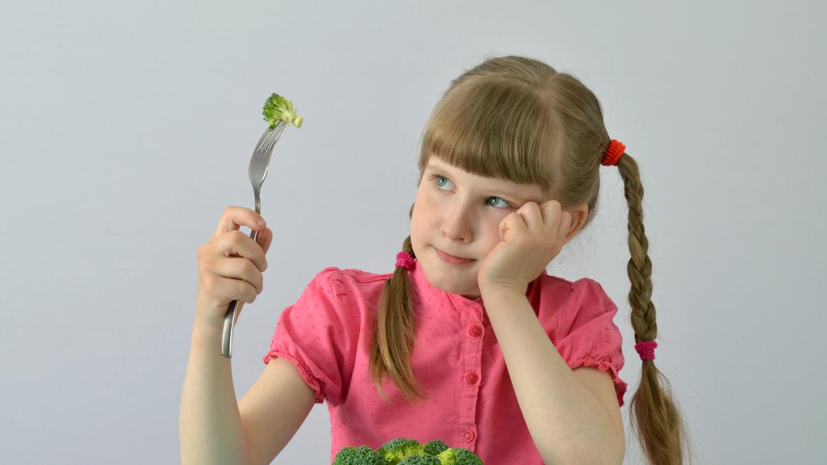 Cibofobia: cos’è il disturbo che porta alla paura del cibo | Gazzetta.it