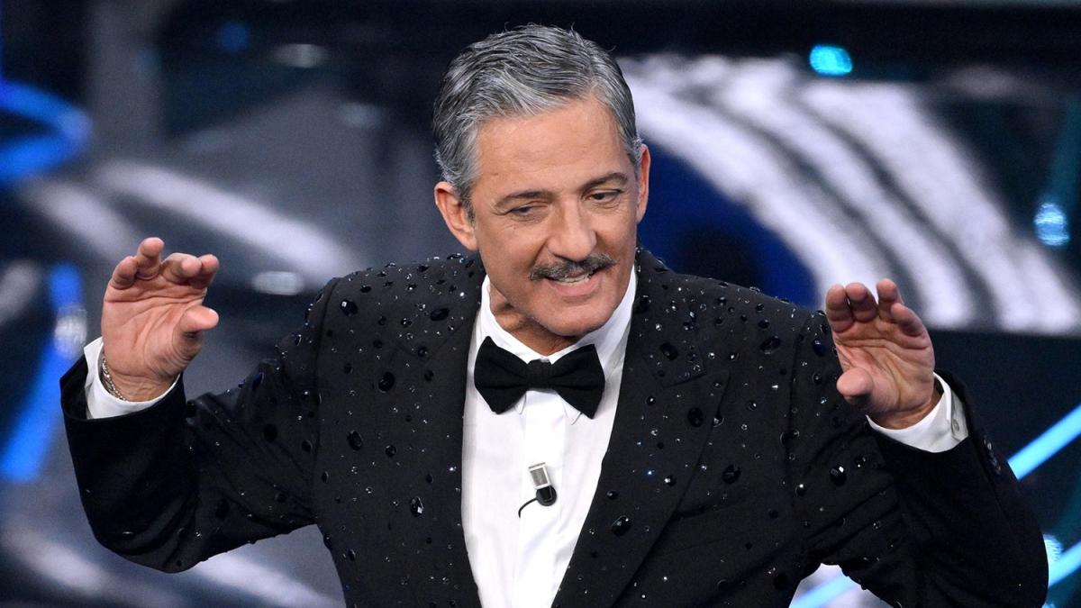 Fiorello diventa nonno ma non passa alla Nove resta fermo un anno ...