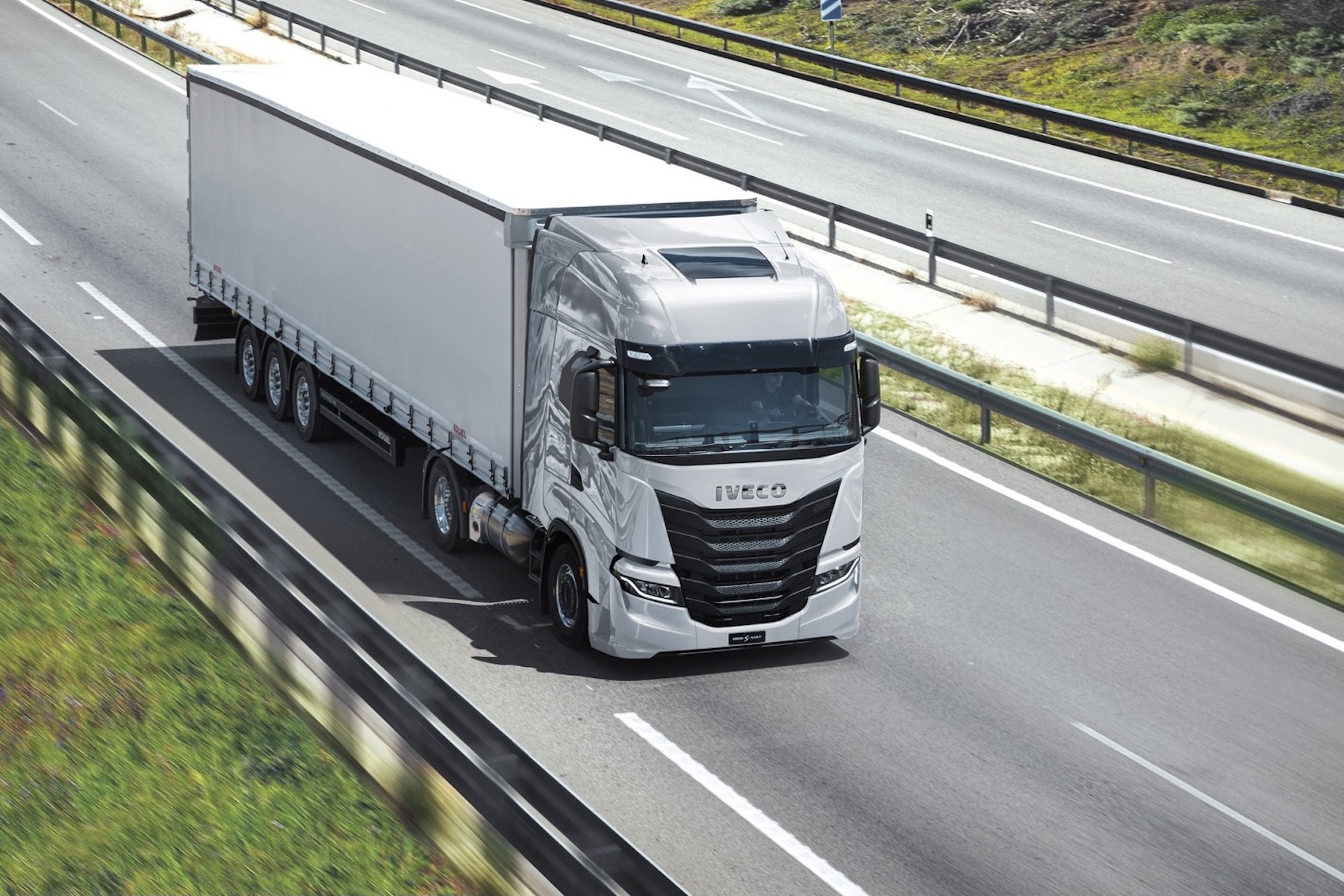 Iveco: all'IAA di Hannover con il Daily elettrico e a idrogeno ...