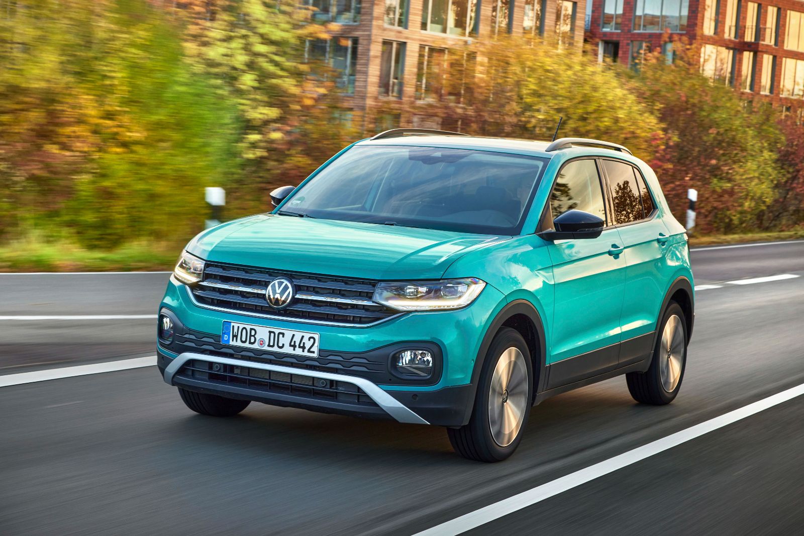 Volkswagen T-Cross : dimensioni, motorizzazioni, allestimenti e prezzi ...