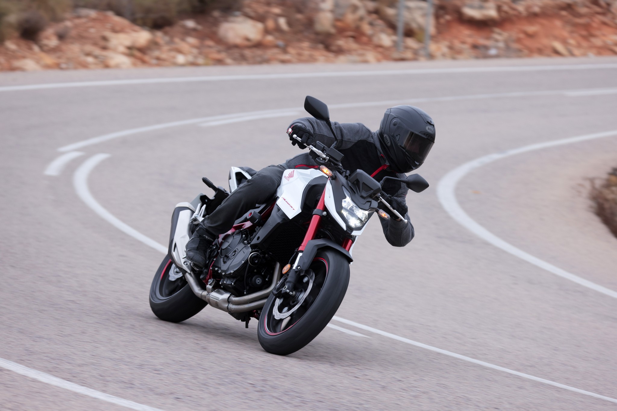 Honda: voci su una CBR750R su base Hornet | Gazzetta.it