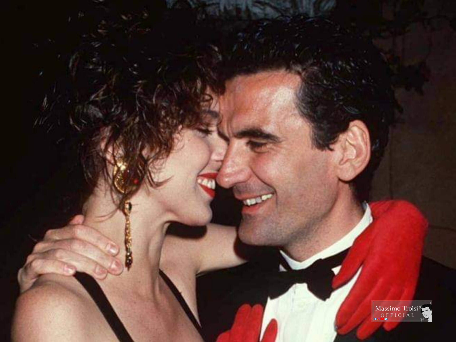 Clarissa Burt e Massimo Troisi, oggi lei ricorda i tre anni insieme ...