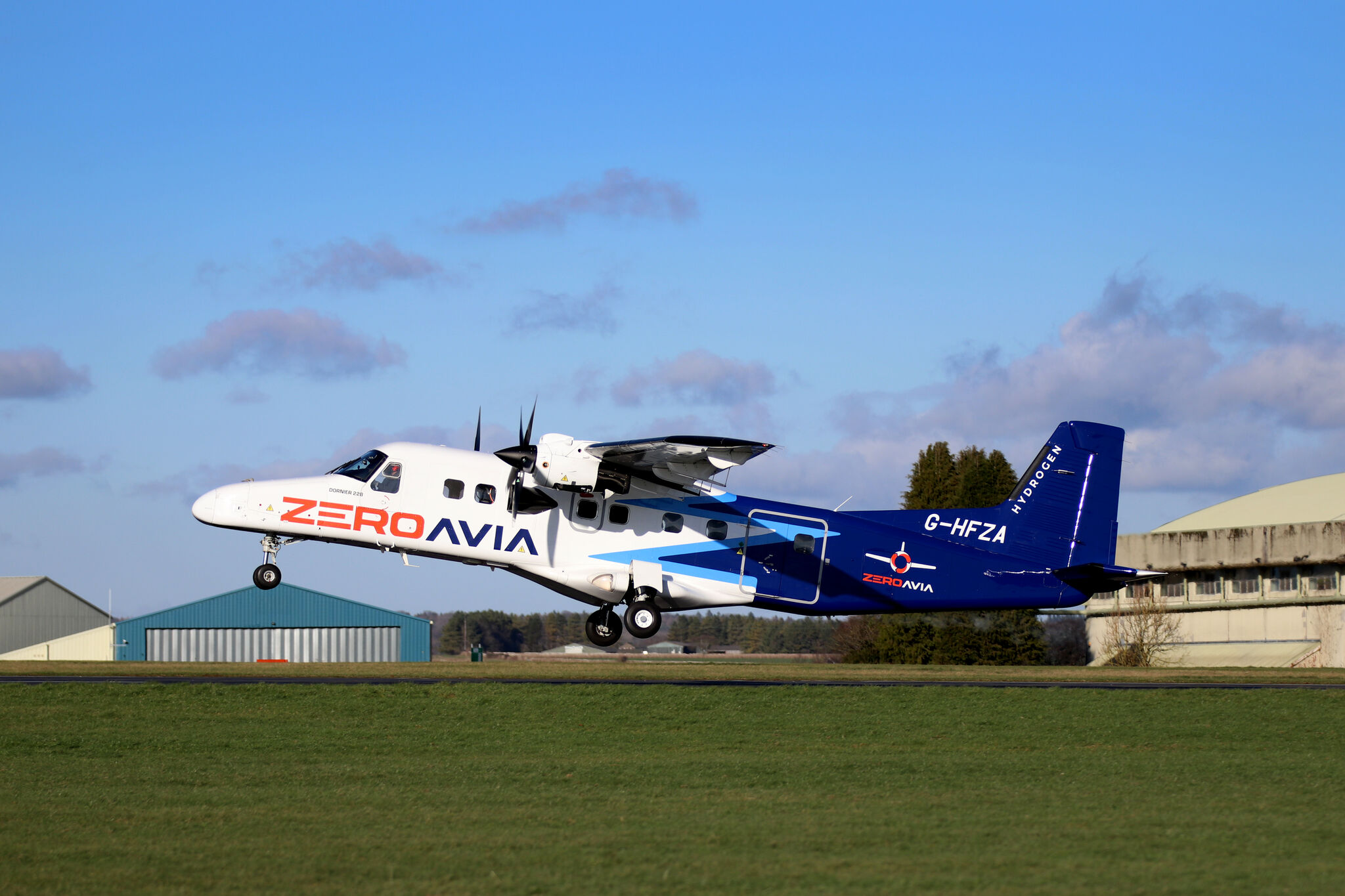 Primo volo per ZeroAvia, l'aereo a idrogeno Dornier 228 | Gazzetta.it