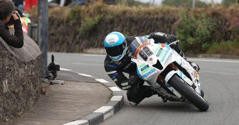 Tragedia alla Southern 100, due morti: uno è Alan Connor | Gazzetta.it