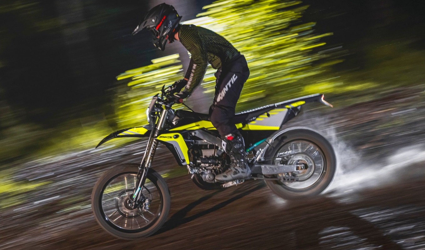 Fantic: ecco la gamma Motocross ed Enduro MY 2024 Black Edition | Gazzetta.it