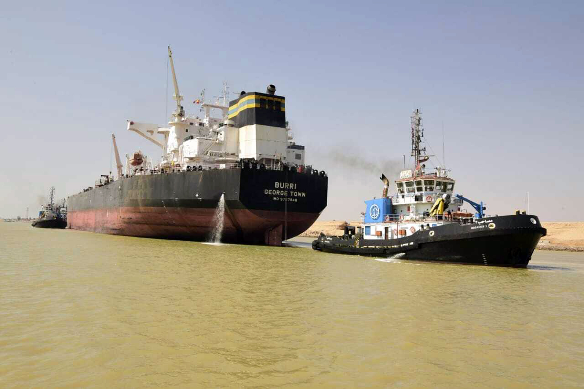 Canale di Suez: incidente tra due petroliere | Gazzetta.it