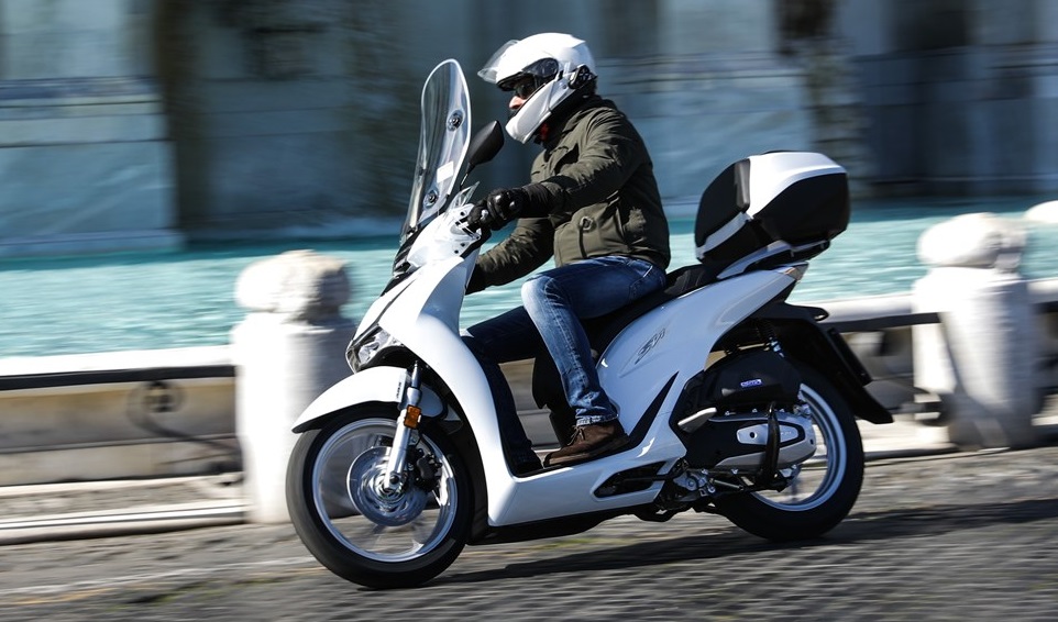 Honda SH 125 vs Kymco Agility 125 R16 vs Piaggio Liberty 125: l confronto nei numeri | Gazzetta.it