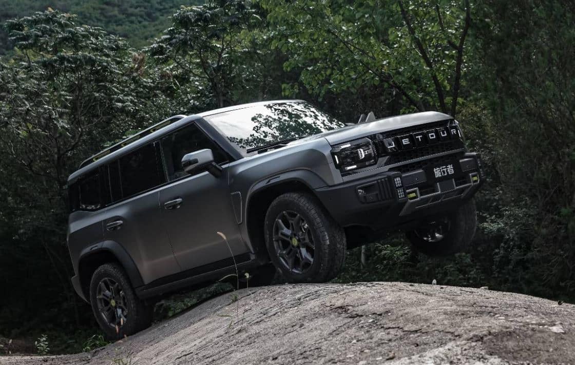 Land Rover Defender: il clone cinese da 20.000 dollari | Gazzetta.it