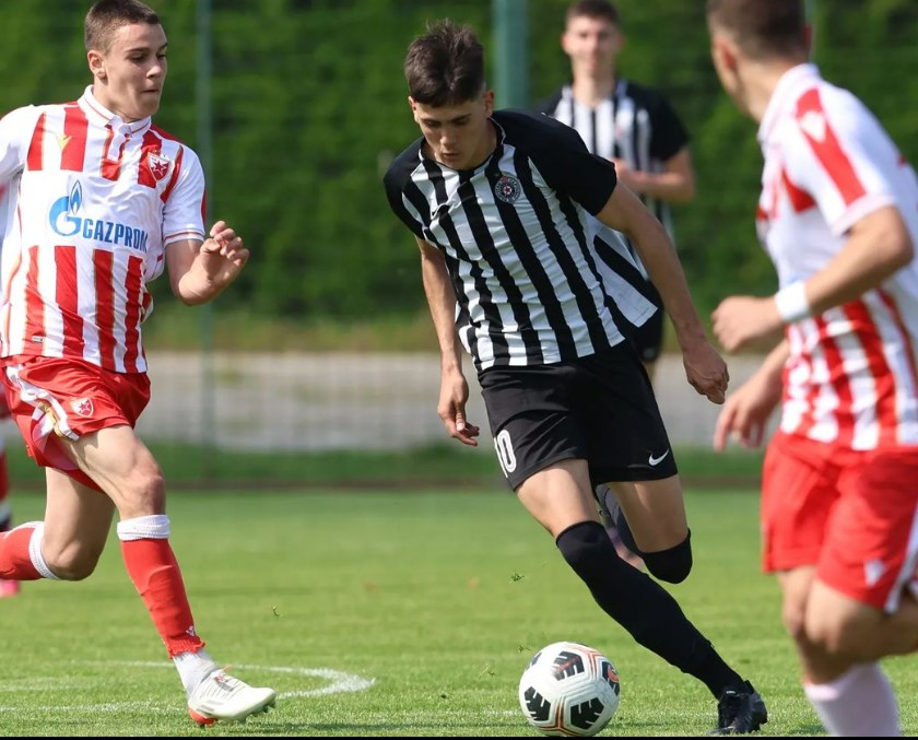 Popovic per il Napoli, poi in prestito a Frosinone: la strategia di De ...