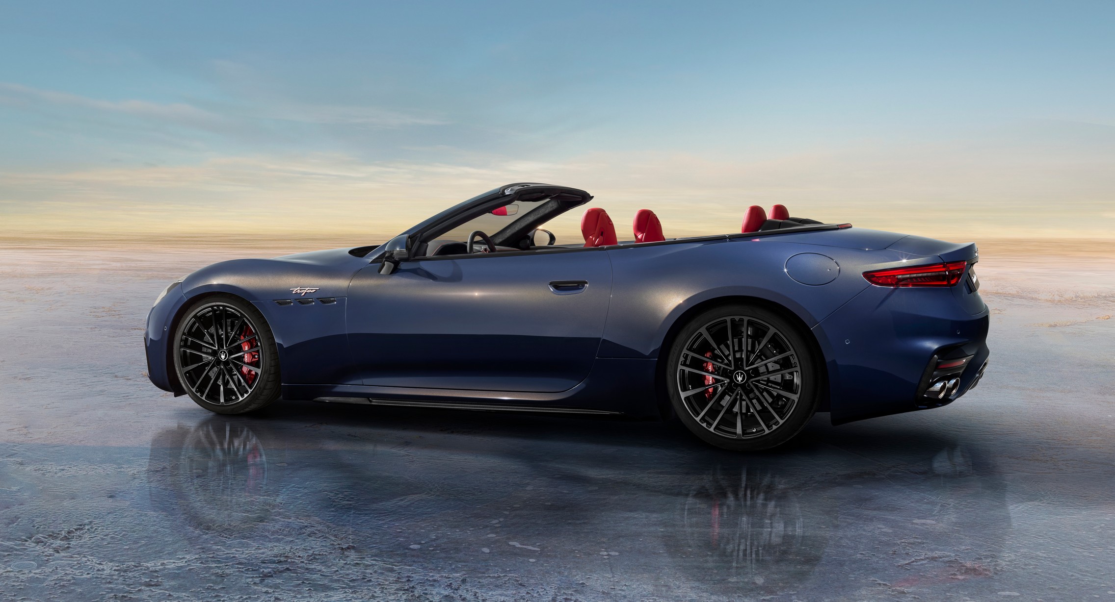 Maserati GranCabrio 2024: prezzo, potenza e caratteristiche | Gazzetta.it