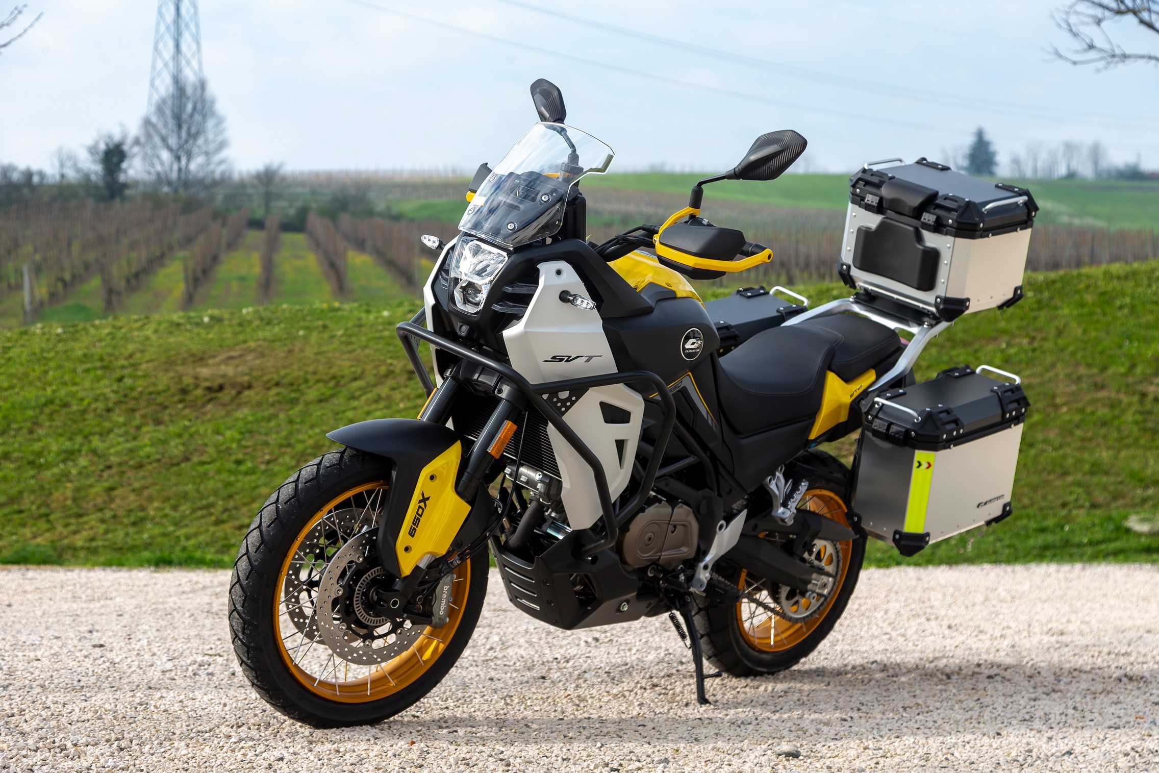 QJ Motor Svt 650 X: prova, dati tecnici e prezzo | Gazzetta.it