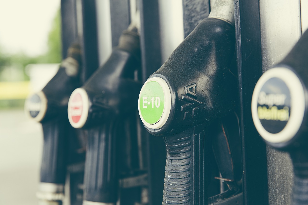 Benzina Formula 1: differenze con i carburanti del distributore ...