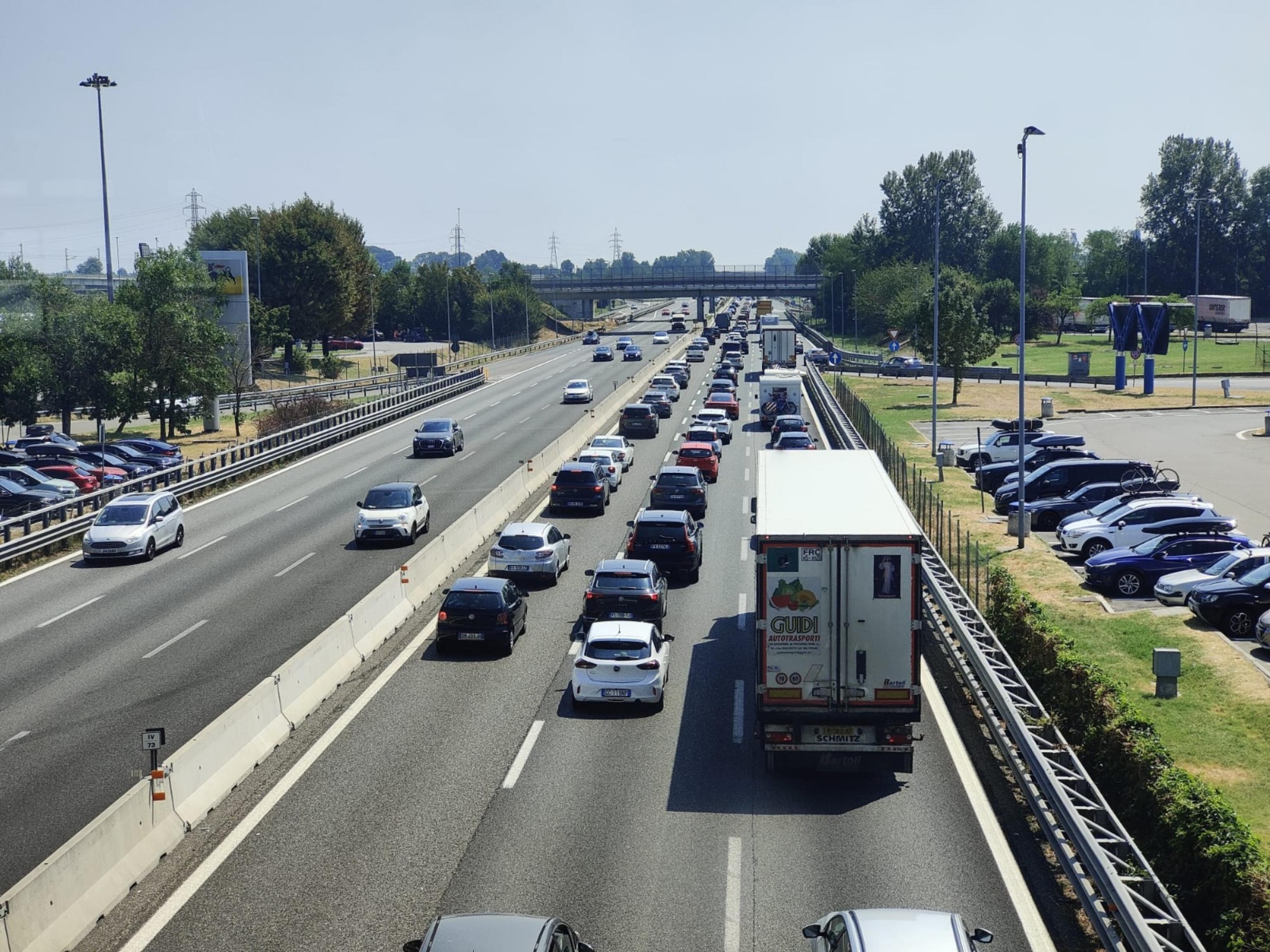 Previsioni traffico 27-28-29 giugno: strade e autostrade, code e ...