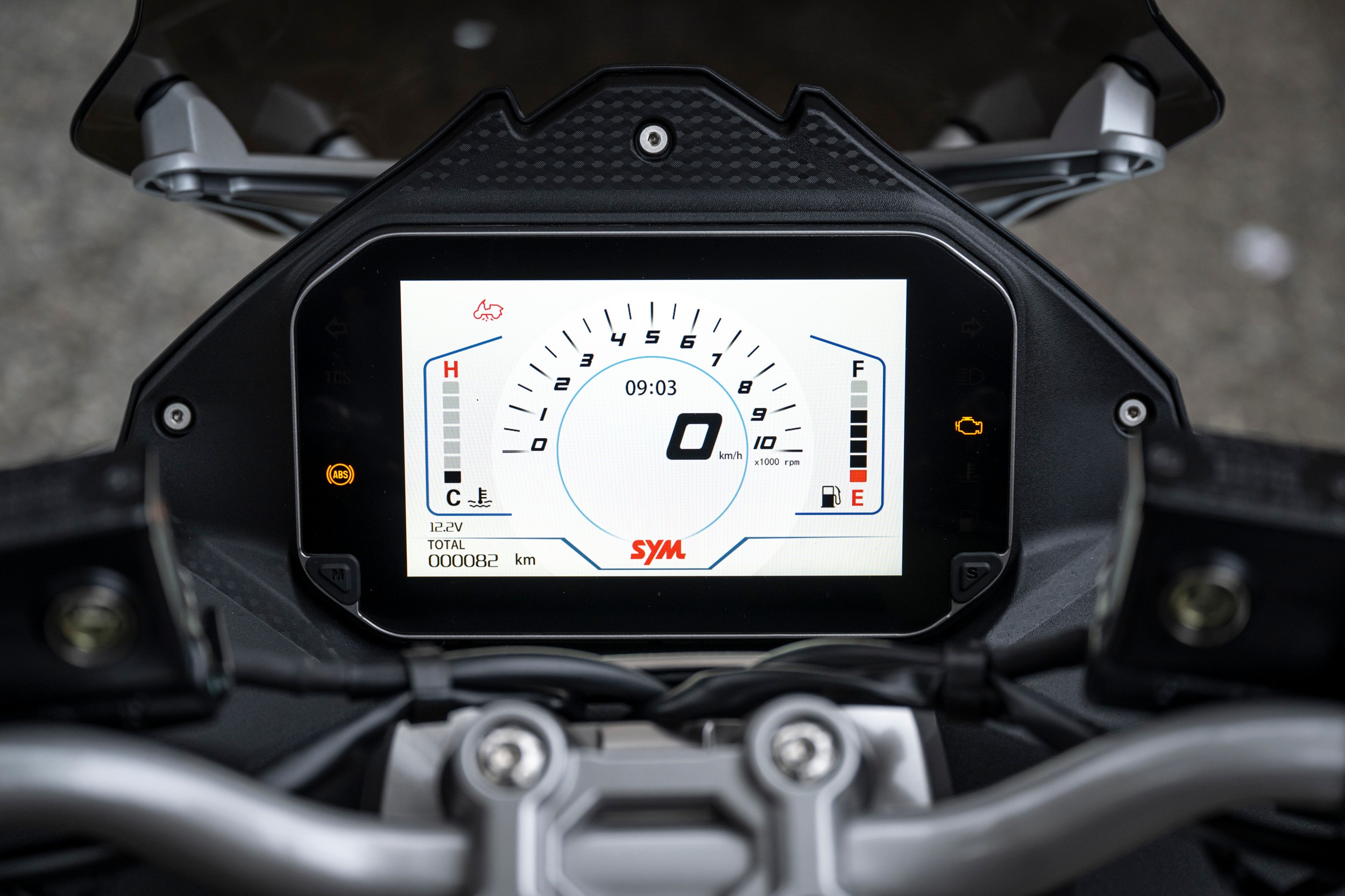 Sym Adx 300: prova, scheda tecnica e prezzo | Gazzetta.it