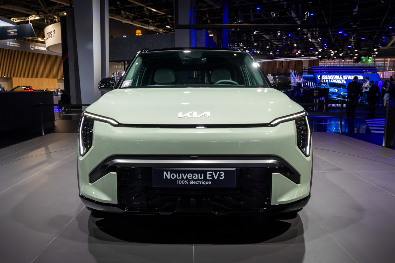 Kia EV3 2024: dimensioni, interni, autonomia, bagagliaio, scheda tecnica, uscita, listino ...