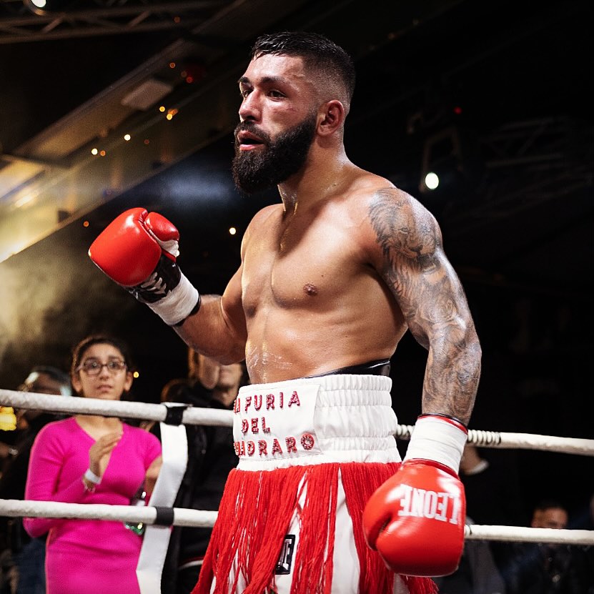 Boxe, Armando Casamonica sul ring nella serata di Mike Tyson vs Jake ...