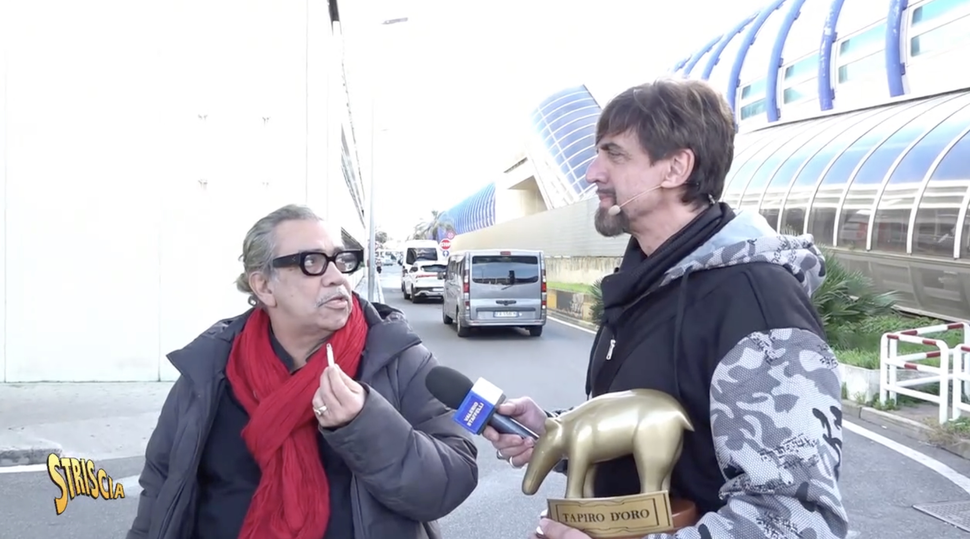 Guillermo Mariotto rifiuta il Tapiro di Striscia dopo la fuga da ...