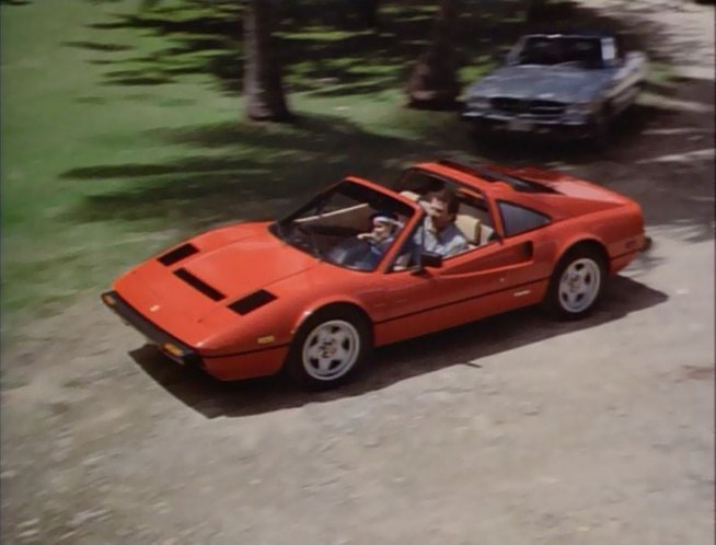 Ferrari 308 GTS: Magnum PI, auto di Tom Selleck, che compie 80 anni ...