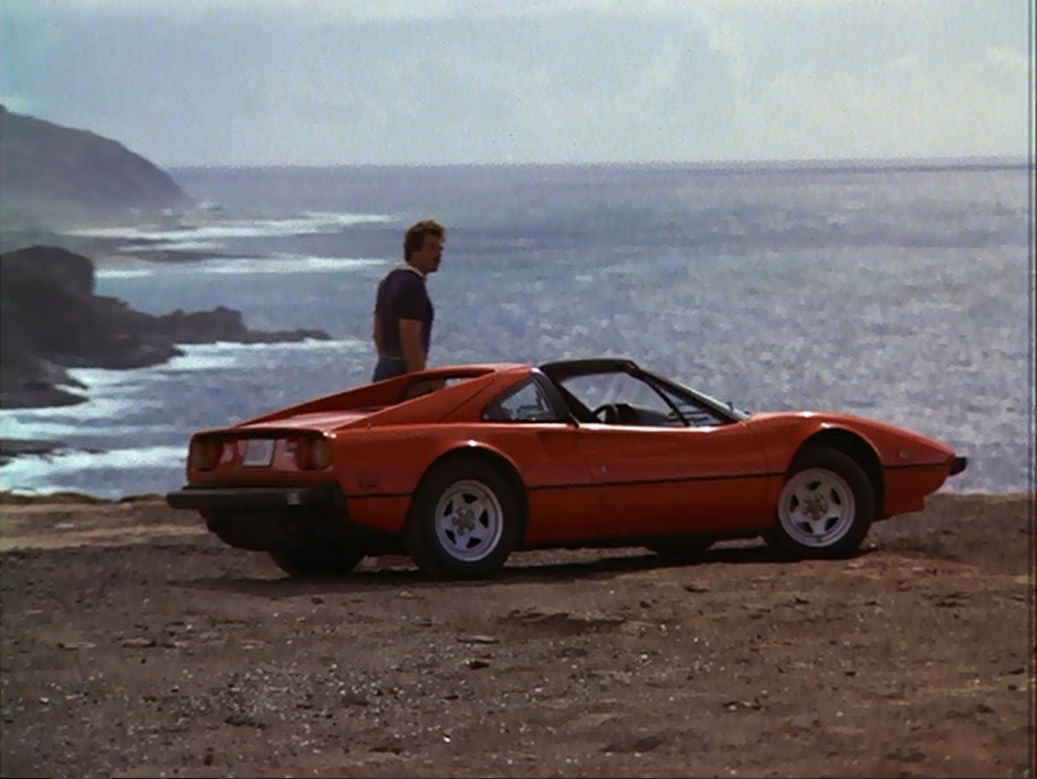 Ferrari 308 GTS: Magnum PI, auto di Tom Selleck, che compie 80 anni ...