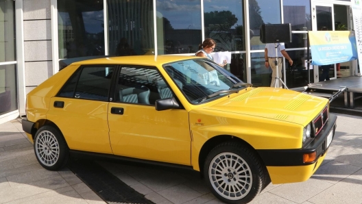 Lancia Delta Roberto Baggio: venduta per beneficenza, soldi mai ...