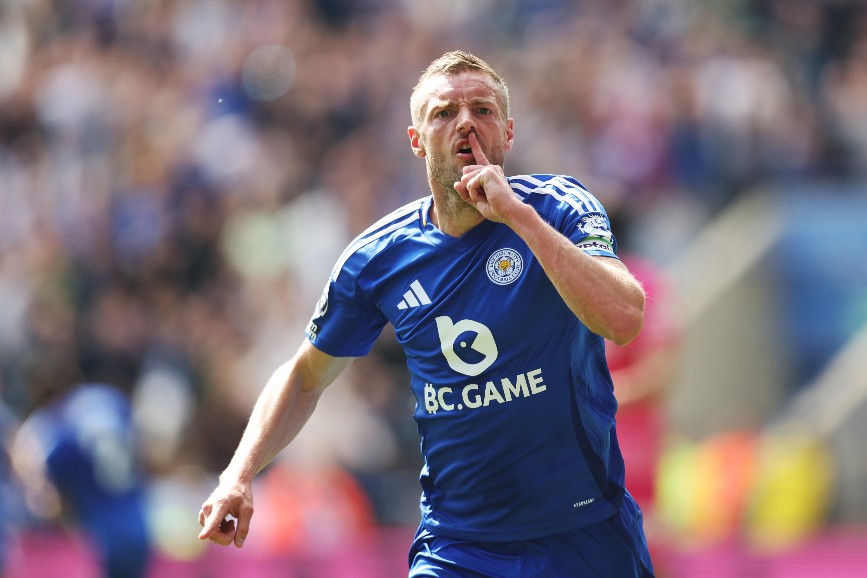 ASCOLTA In The Box. Vardy, addio dopo 200 gol. Palace, il primo trofeo ...